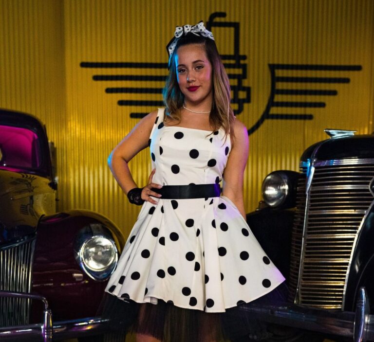 KENDRA LOVE LA ARTISTA TEEN QUE CONQUISTA EL POP MODERNO - Sergio Lapegue